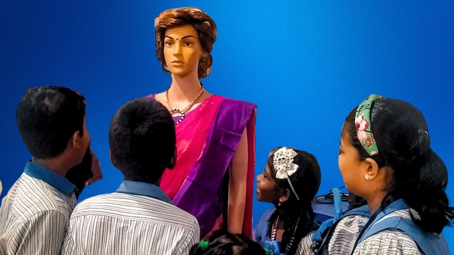 Iris: India’s First AI Teacher Robot Revolutionizing Education - AGORAE